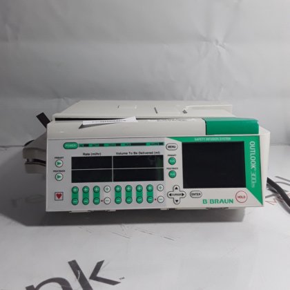 2013 B. Braun Medical Inc. 300ES Safety Infusion Pump System in White ...