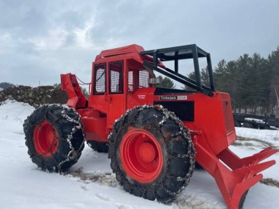 1986 Timberjack 380 in Aumond, Quebec, Canada