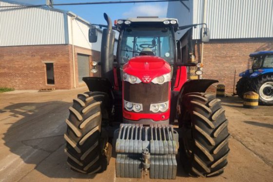 2021 Massey Ferguson 7614 in Randburg, South Africa