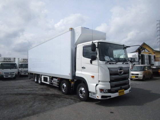 2024 Hino PROFIA in Tokyo, Japan