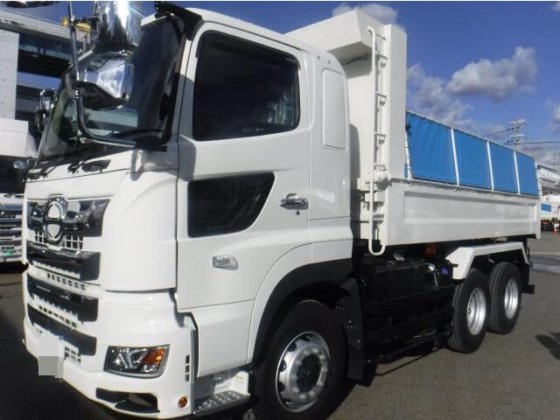 2024 Hino PROFIA in Tokyo, Japan