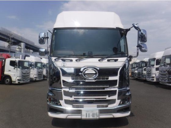 2024 Hino PROFIA in Tokyo, Japan
