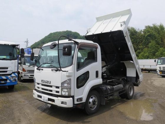 2014 Isuzu FORWARD in Tokyo, Japan