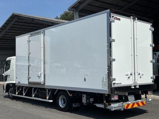 2025 HINO RANGER in Tokyo, Japan