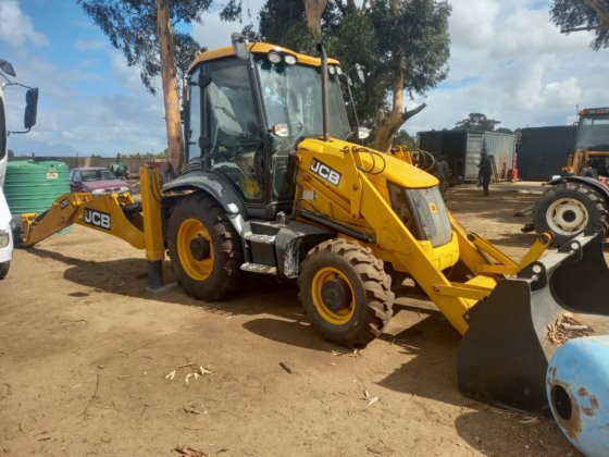 2005 JCB 3CX TLB in Sandton, South Africa