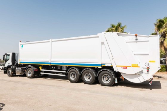 Coseco K6 Semi-Trailer in Grumo Appula, Apulia, Italy