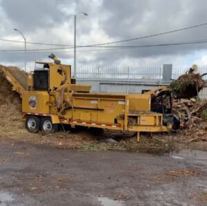 Rayco 1754 Horizontal Grinder in Cairo, MO, USA