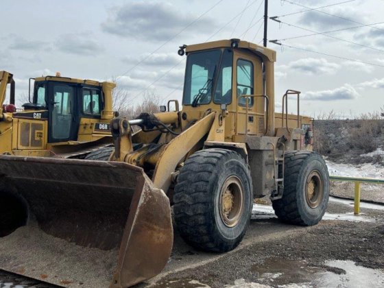1985 CAT 950B in Regina, Saskatchewan, Canada