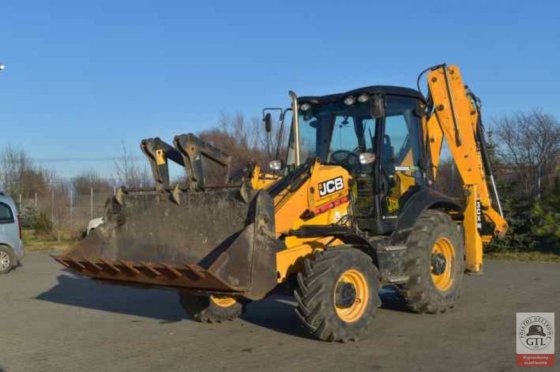 2013 JCB 3 CX in Kutno, Łódź, Poland