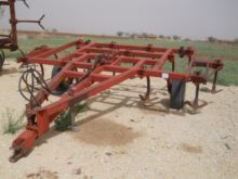 Used Tillage Chisel Plows for sale. John Deere equipment & more | Machinio