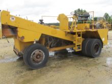 Used Asphalt Chip Spreaders for sale. Etnyre equipment & more | Machinio
