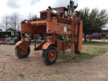 Used Straddle Carriers for sale. Ross equipment & more | Machinio