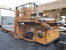 Used Aircraft Cargo Loaders for sale. FMC equipment & more | Machinio