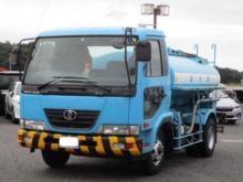 Used Nissan UD35 Tanker truck for sale | Machinio