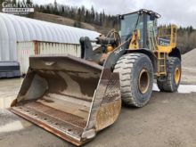 Used Deere 744J for sale. John Deere equipment & more | Machinio