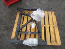 Used 5TH Wheel Hitch for sale. GMC equipment & more | Machinio