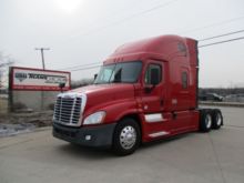 Used Single Axle Sleepers Trucks for sale. Freightliner equipment ...