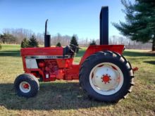 Used International Harvester 484 Tractor for sale | Machinio