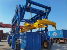 Used Straddle Carriers for sale. HT Crane equipment & more | Machinio