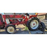 Used International Harvester 284 Tractor for sale | Machinio