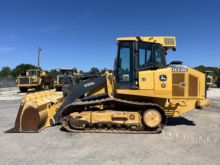 Used Crawler Loaders for sale. Caterpillar and John Deere | Machinio