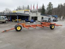 Used Round Bale Wagon for sale. Duo lift equipment & more | Machinio