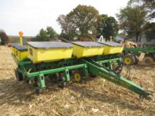 Used 6 Row Corn Planter for sale. John Deere equipment & more | Machinio