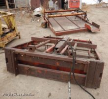 Used 8 Bale Accumulator for sale. Farm King equipment & more | Machinio