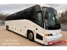 Used Motor Coach Industries J4500 Coach Bus for sale | Machinio