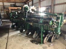 Used 6 Row Corn Planter for sale. John Deere equipment & more | Machinio