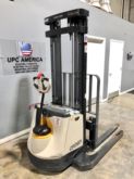Used Crown SX 3000 Pallet Stacker for sale | Machinio