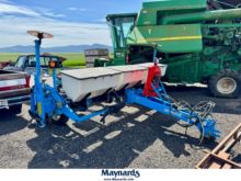 Used 4 Row Planters for sale. John Deere equipment & more | Machinio