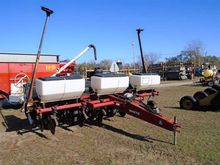 Used 6 Row Corn Planter for sale. John Deere equipment & more | Machinio