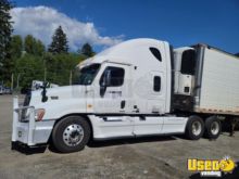 Used Box Truck Sleeper Cabs for sale. International equipment & more ...