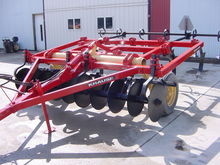 Used Krause Disc Chisels for sale. Kuhn equipment & more | Machinio