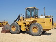 Used Caterpillar IT28 Wheel Loader for sale in Italy | Machinio