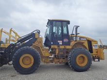 Used Wheel Loaders for sale. Caterpillar and John Deere | Machinio