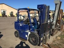 Used Caterpillar V50 Forklift for sale | Machinio