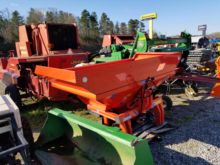 Used 3 Point Spreaders for sale. Kuhn equipment & more | Machinio