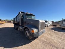 Used 1998 Peterbilt for sale. Peterbilt equipment & more | Machinio