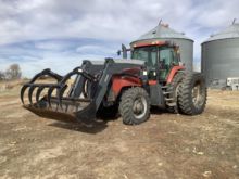 Used Quickie Loaders for sale. New Holland equipment & more | Machinio