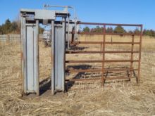 Used Livestock Head Gate for sale. Dodge equipment & more | Machinio