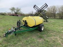 Used 500 Gallon Sprayer Pull Type Sprayers for sale. Hardi equipment ...