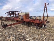 Used 8 Row Planter for sale. John Deere equipment & more | Machinio