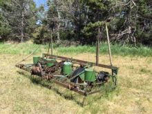Used 4 Row Planters for sale. John Deere equipment & more | Machinio
