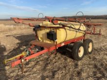 Used 500 Gallon Sprayer Pull Type Sprayers for sale. Hardi equipment ...