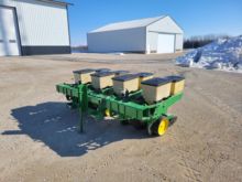 Used 4 Row Planters for sale. John Deere equipment & more | Machinio