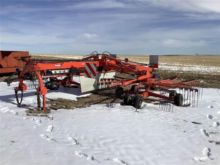 Used Rotary Hay Rakes for sale. Kuhn equipment & more | Machinio