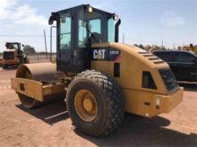 Used Caterpillar CP-533E Compactor for sale in Texas, USA | Machinio