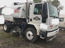 Used Sweepers Johnston for sale. Johnston equipment & more | Machinio